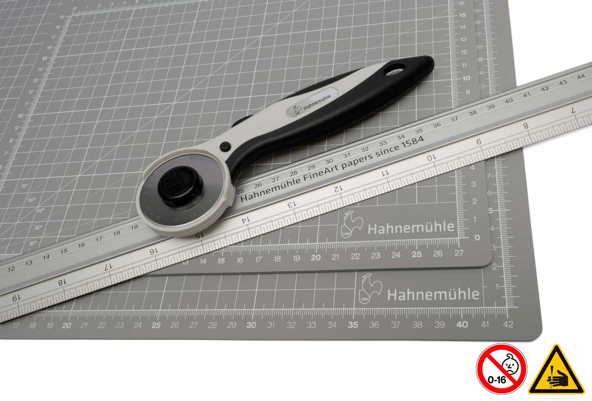 Hahnemühle Cutting Ruler | Onlineshop